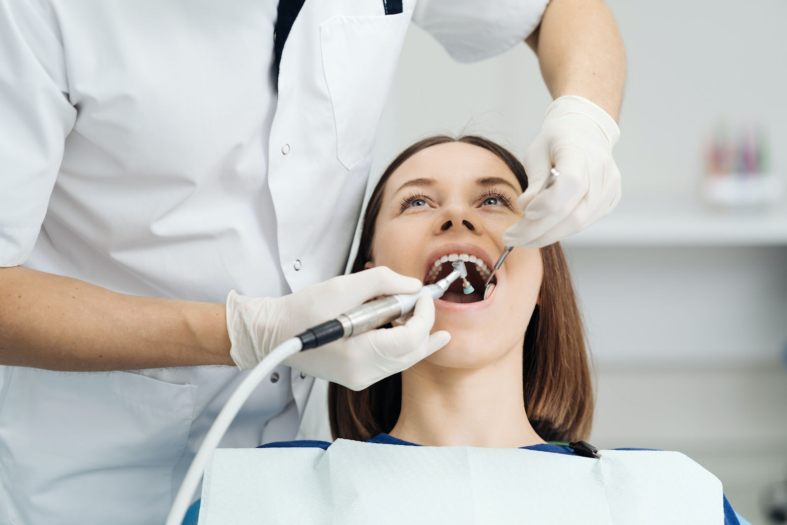 The History of Dentistry - 5 Minute History